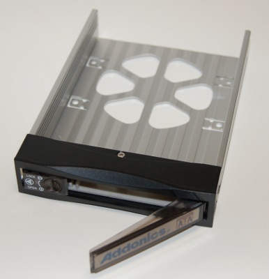 Addonics Disk Array 5SA RAID Cage Review