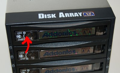 Addonics Disk Array 5SA RAID Cage Review